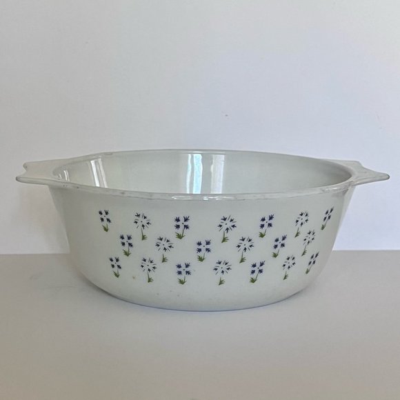 jaj pyrex | Kitchen | Rare Mayfair Pyrex Jaj Pyrex Blue Mayfair 984 ...
